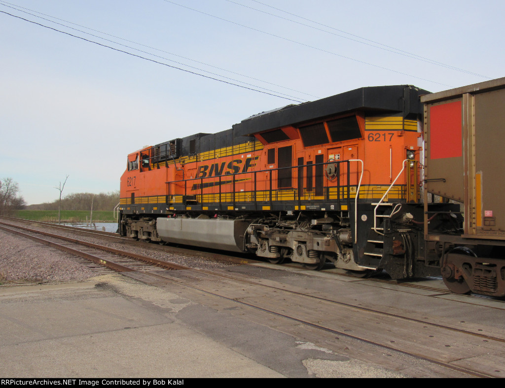 BNSF 6217 bringing up the rear
